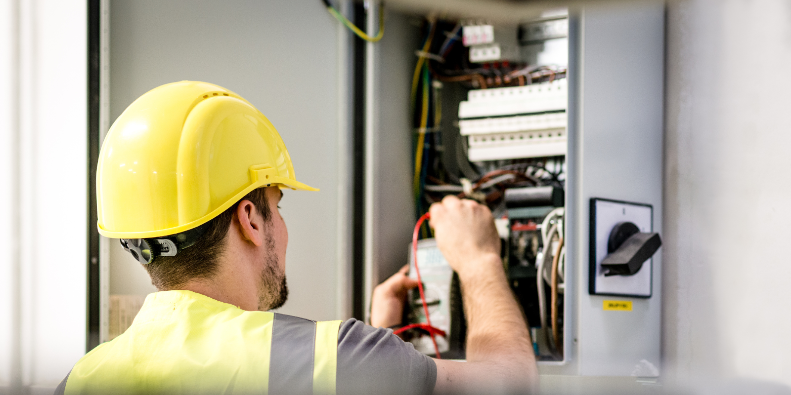 Top Benefits of Upgrading Your Electrical Panel for Modern Homes ...
